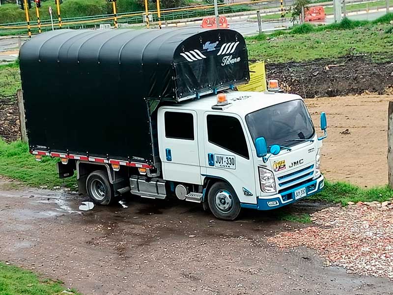 Alquiler Vehículos de Carga Villavicencio PIVAL SAS